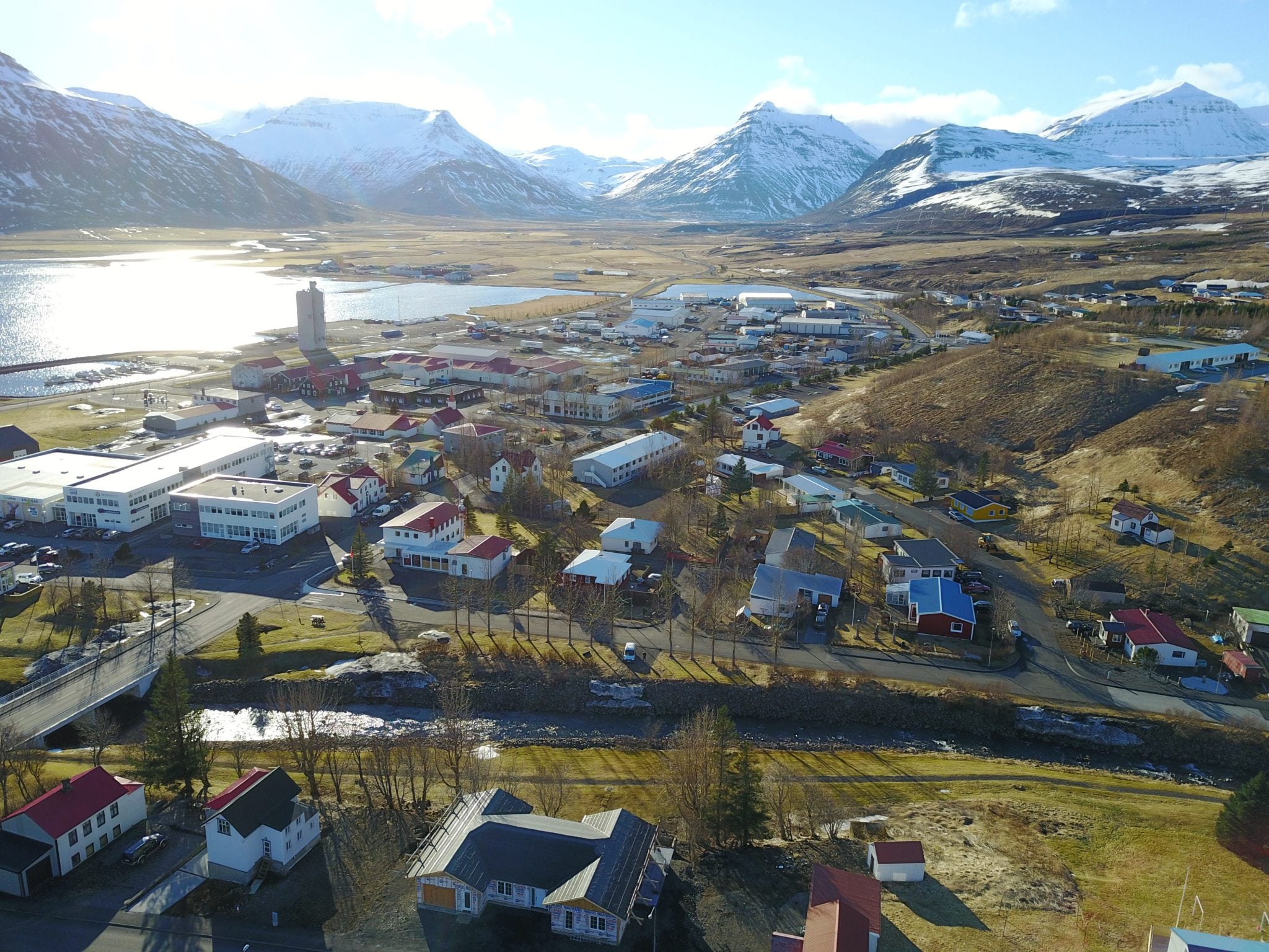 Snillingur óskast á Reyðarfjörð - Austurland.is